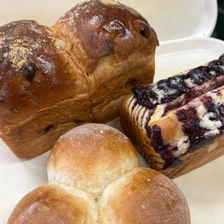 キャラクターパン入り 訳ありパン （15～16コ） パン キャラクター 訳あり おやつ 菓子パン 詰め合わせ セット [BS04-NT]|JALふるさと納税|JALのマイルがたまるふるさと納税サイト