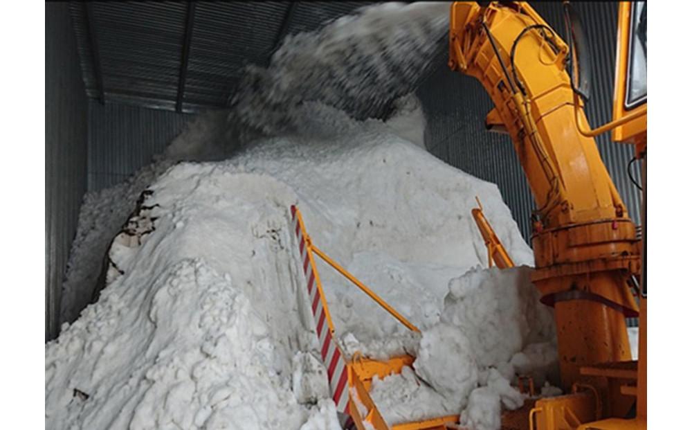 【令和7年産新米予約】無洗米【定期便2kg×6回】雪室貯蔵米 南魚沼産コシヒカリ【2025年10月下旬より順次発送予定】|JALのマイルがたまるふるさと納税サイト